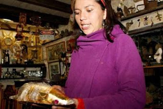 Los Folkloristas de Bolivia: Venta de matracas ecológicas con forma de ...