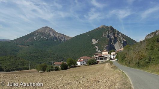 Senderos y montañas de Navarra: SIERRA DE BIZKAI - Atondo - Ochovi