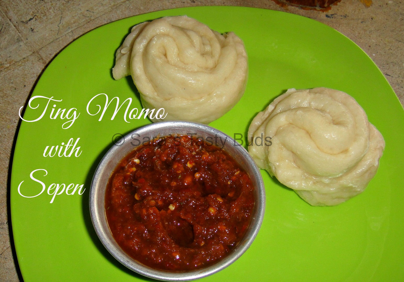 SARA'S TASTY BUDS: Tingmos/ Ting Momos (Tibetan Steamed Buns) We Knead ...