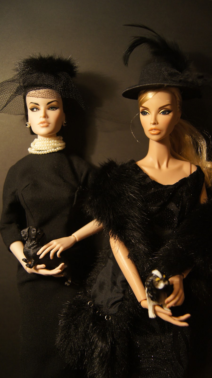 Fashion Dolls Couture - Unlimited: FR 16 DOLLS AND TONNER DOLL--QUARTET