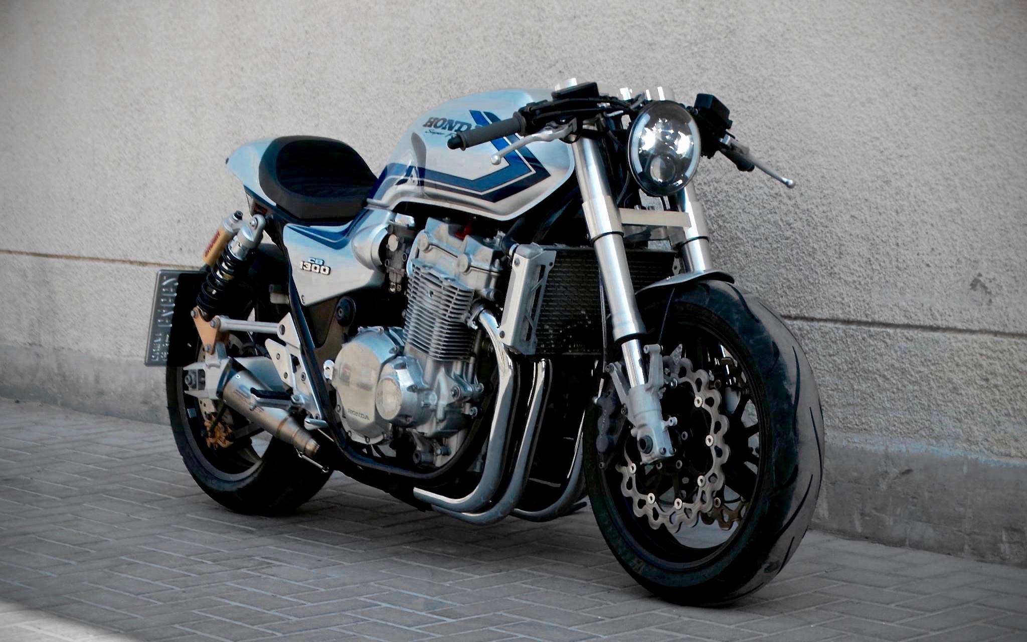 Overbored - Inazuma café racer