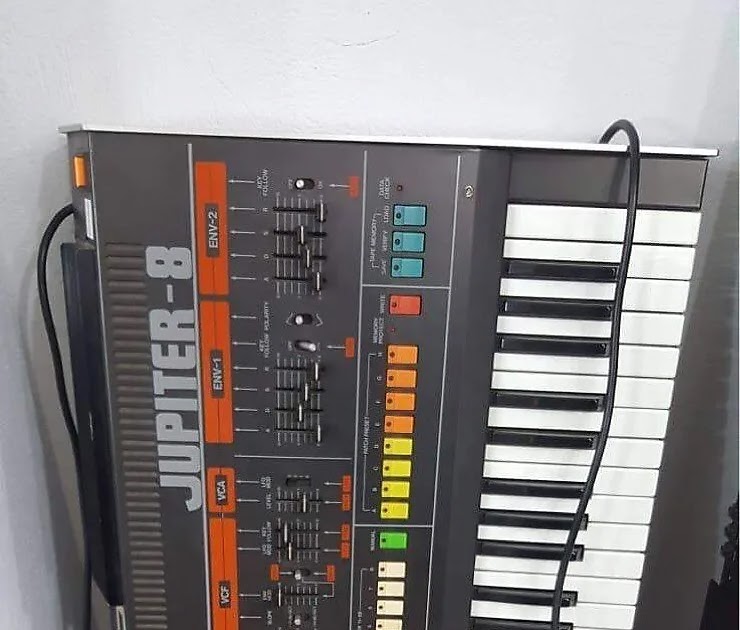 MATRIXSYNTH: Roland Jupiter-8