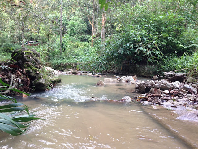 Lifez Like Tat: Trip to Junjong Waterfall