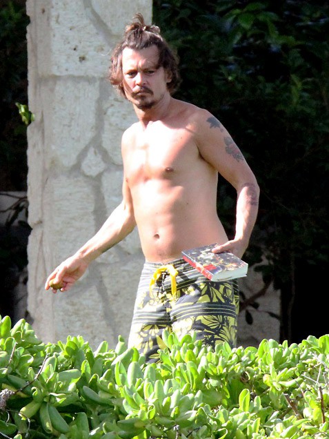Johnny Depp Body ~ Hollywood Celebrities Updates Today