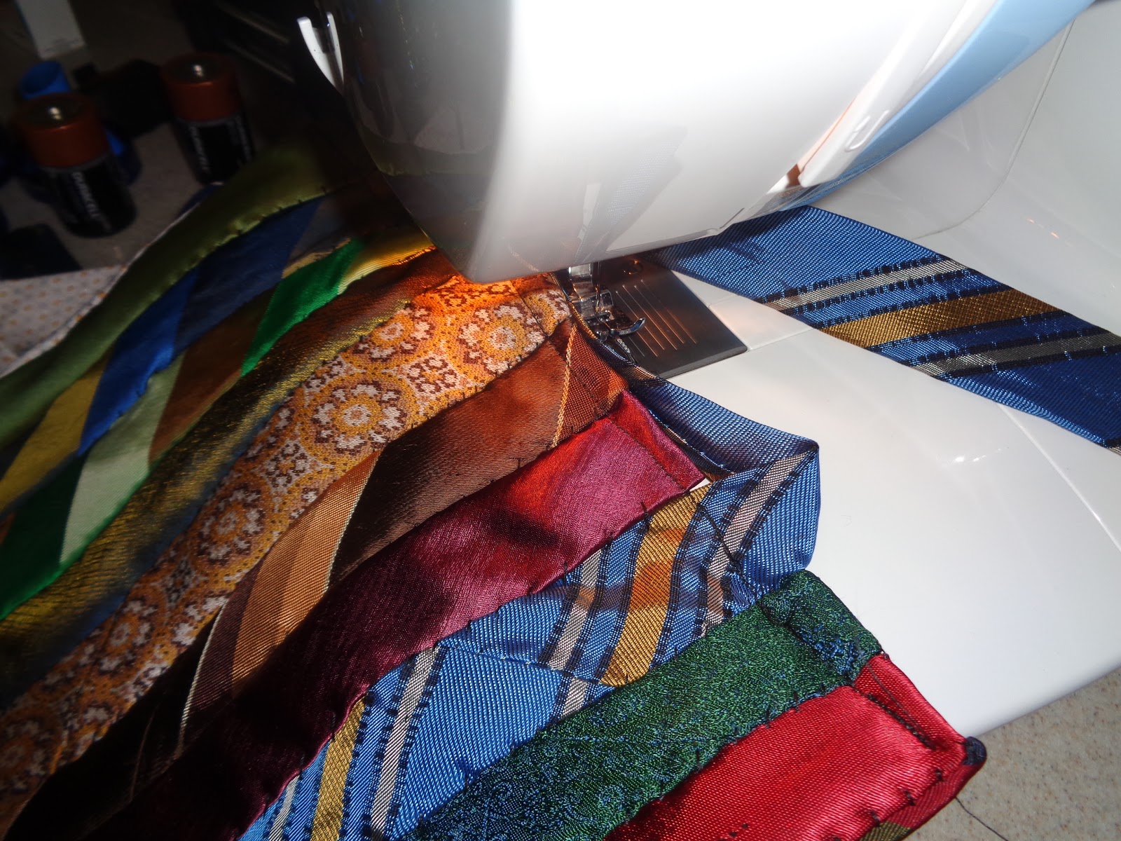 Homeschool On the Range: Memorial Tie-Apron Tutorial