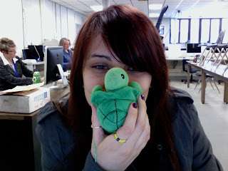 แดนน่ีรักดนัย: Cheychey looks cute again :D