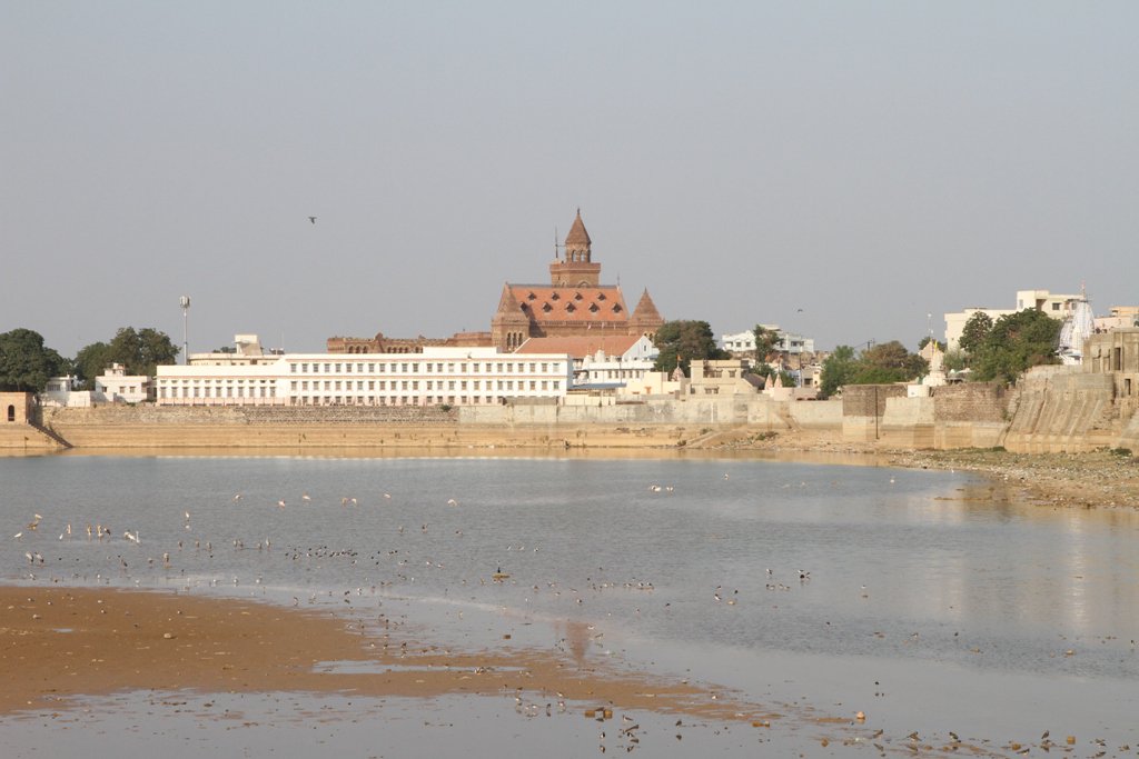 Hamirsar lake, Hamirsar lake history, Hamirsar lake Bhuj Gujarat ...