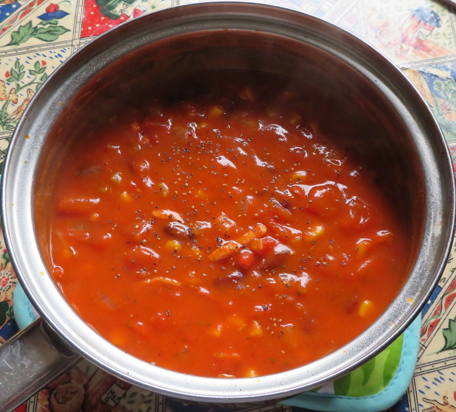 Hearty Tomato & Bean Soup | The English Kitchen