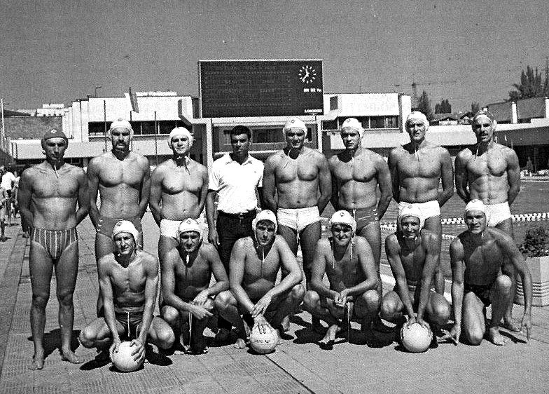 Water Polo legends: 1986: The team of CSKA Sofia.