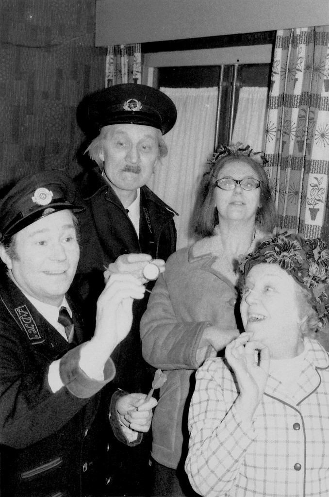 Avengers in Time: 1969, Television: "On the Buses"