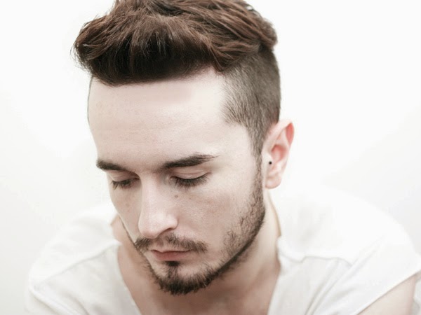 Potongan Rambut Morrissey Bagi Pria