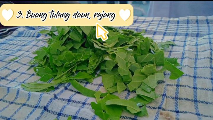 LAPORAN PRAKTIKUM FITOKIMIA " PEMBUATAN INFUSA PSIDII GUAJAVA DAN PIPER ...