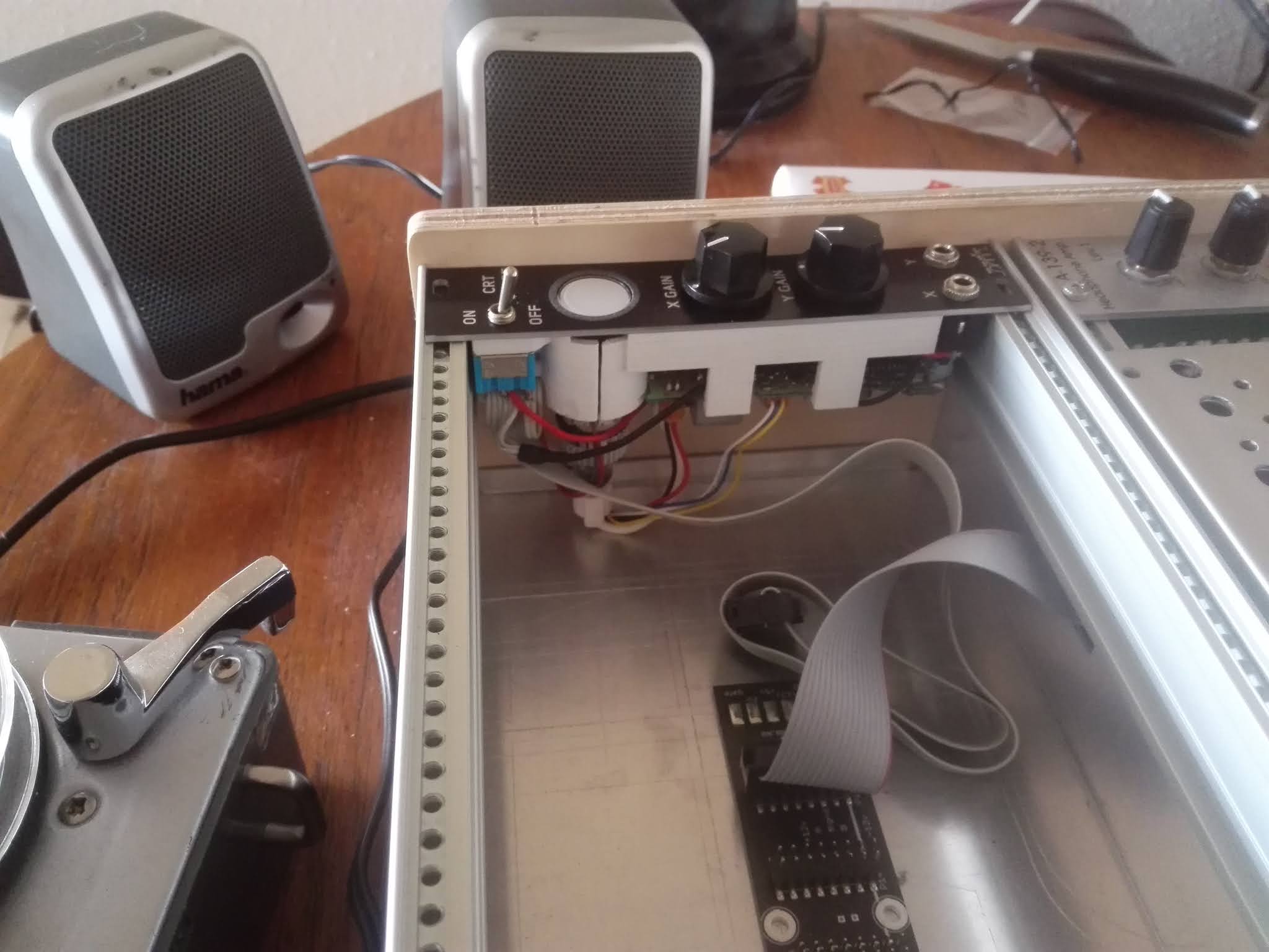 Dögenigt's Lab: Eurorack Modules: DIY CRT scope