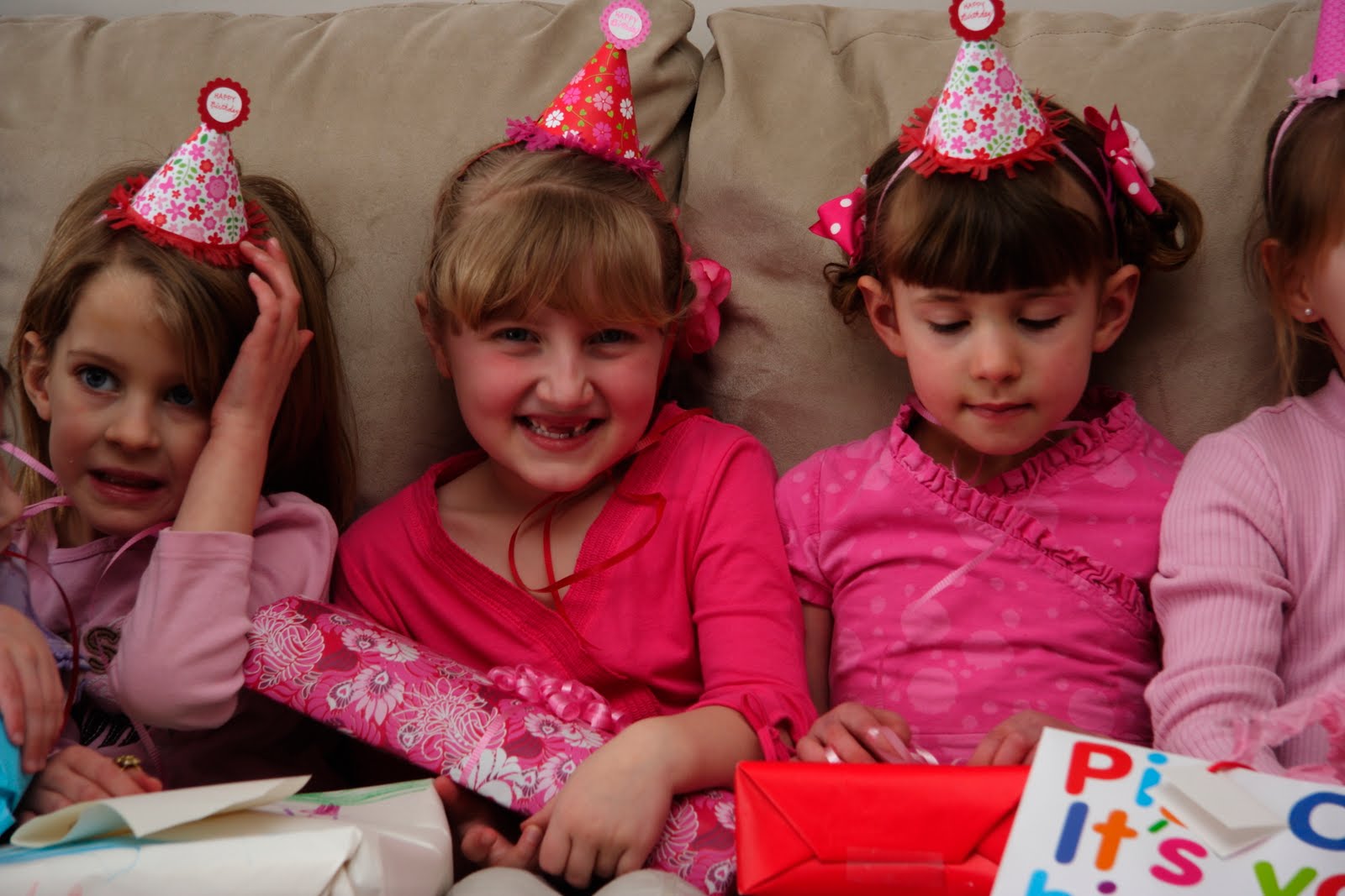 Making Merry Memories: The Tiny Party - Party Time Fun