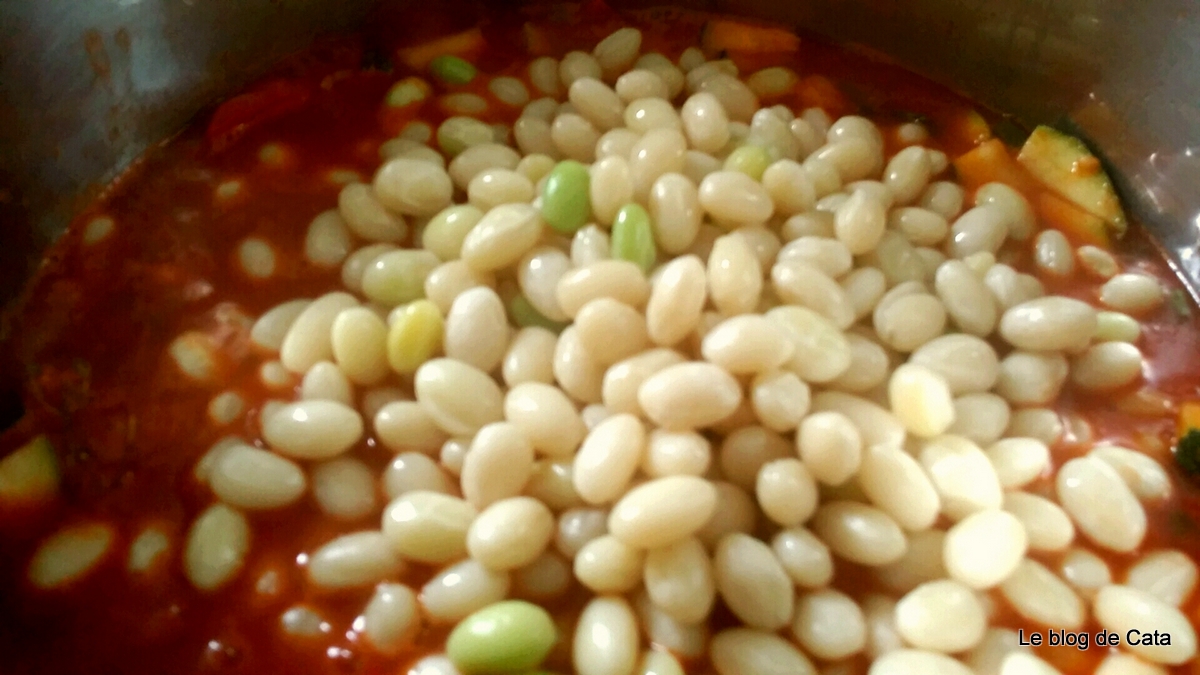 Le blog de Cata: Haricots Coco à la sauce tomate et jambonneau grillé