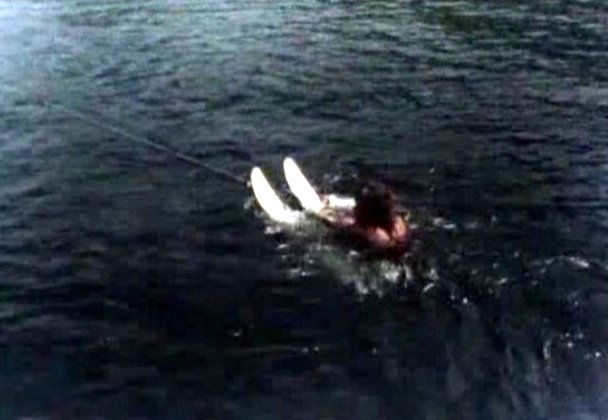 ΟΥΔΕΤΕΡΑ ΠΛΕΥΣΤΟΤΗΤΑ: ΘΑΛΑΣΣΙΟ ΣΚΙ ΕΡΑΣΙΤΕΧΝΙΚΟ (BINTEO)