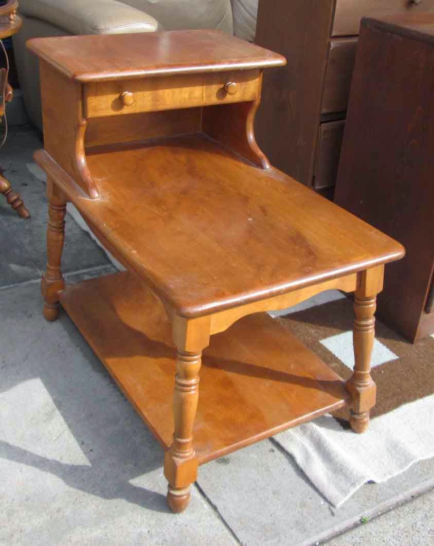 UHURU FURNITURE & COLLECTIBLES: SOLD **REDUCED** Maple Bi-Level End ...