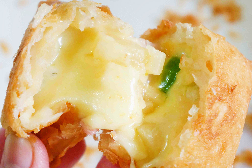 Southern Mom Loves: Hawaiian Ham & Cheese Pockets {Recipe}