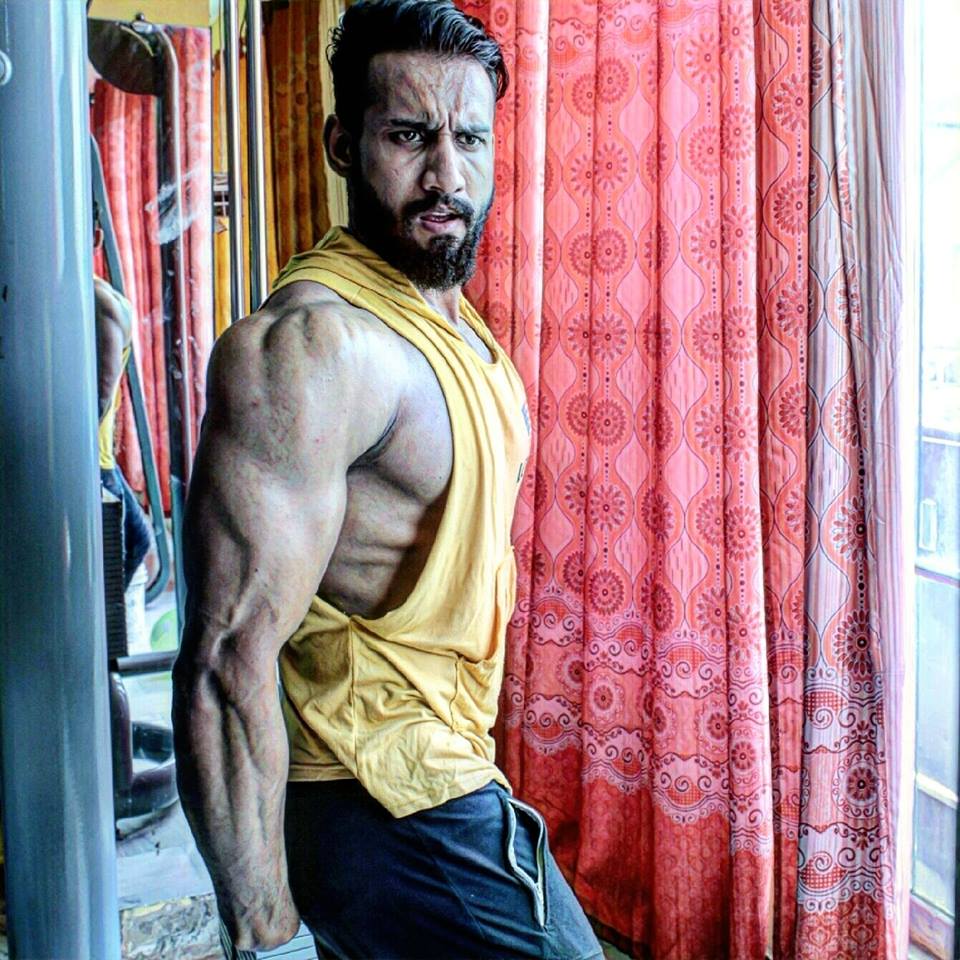 world bodybuilders pictures: punjabi sher bodybuilder ali raza from ...
