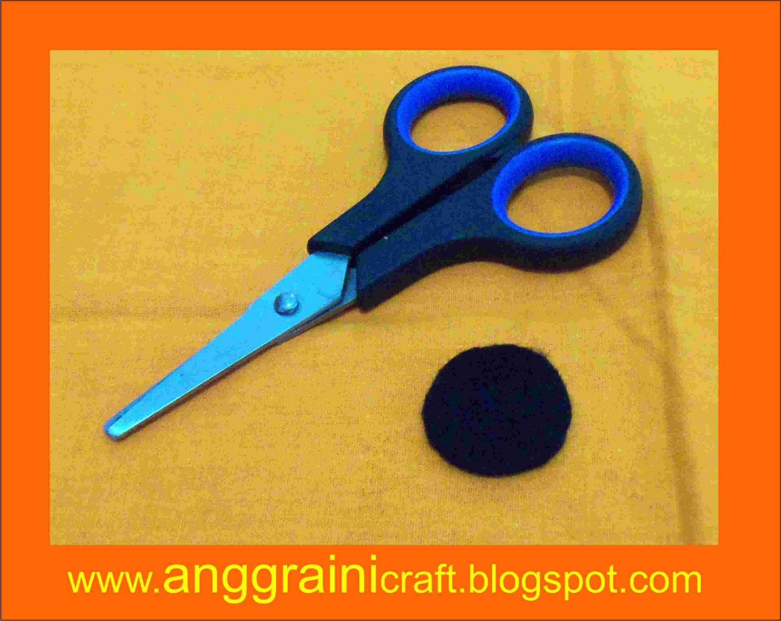 Anggraini craft: tutorial: Bondu cantik dengan hiasan bunga perca