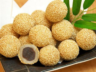 Japanese Food: Japanese Desserts - Dango