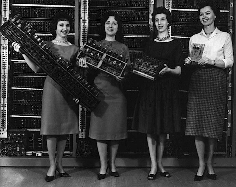 E P I S T E M O P H I L I A: 2013