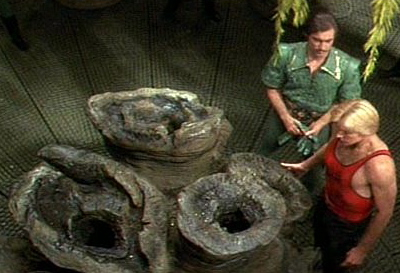 This restraunt has an automatic hand washer : r/mildlyinteresting