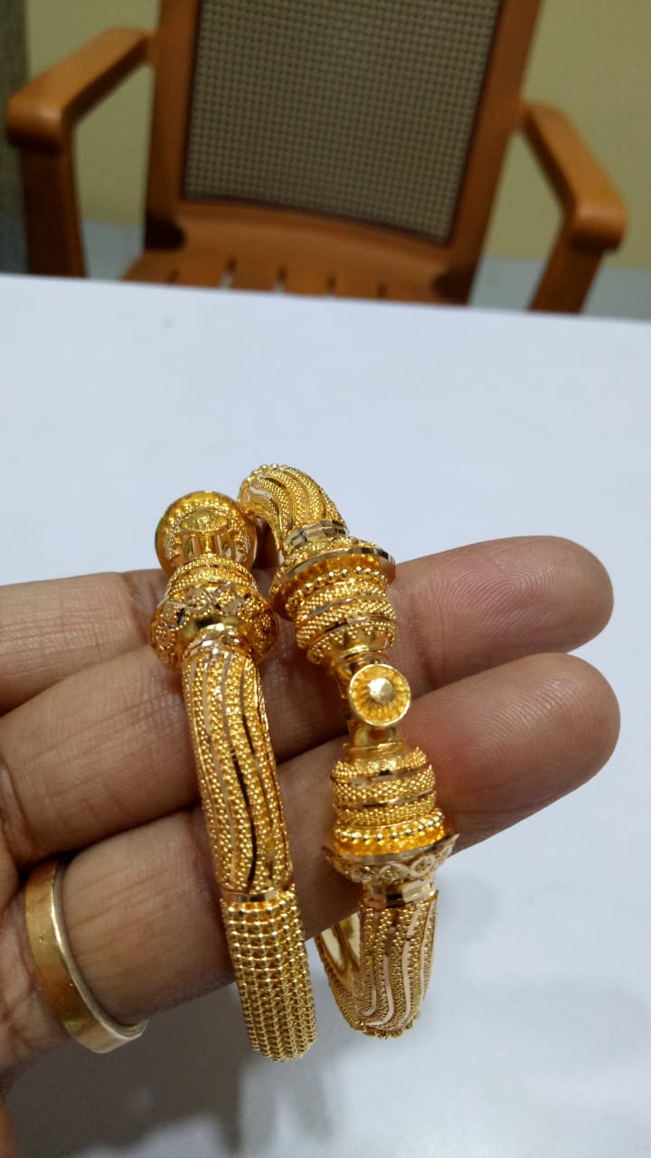 Latest Fancy Light Weight Gold Bala Designs