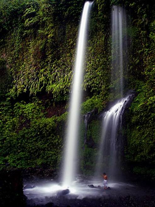 Wisata Pulau Lombok: Air Terjun Sendang Gila