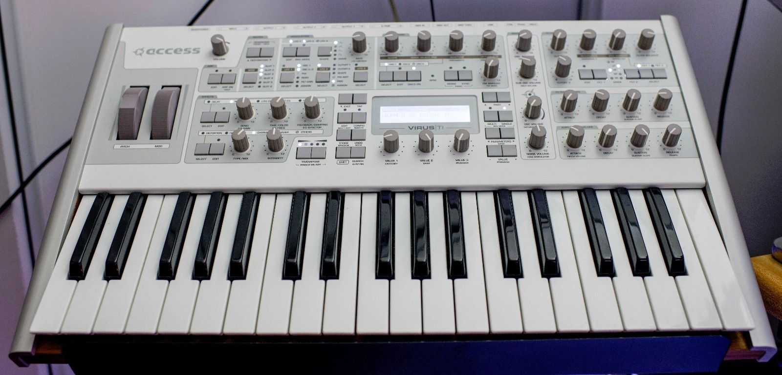 MATRIXSYNTH: Access Virus TI2 Polar synthesizer