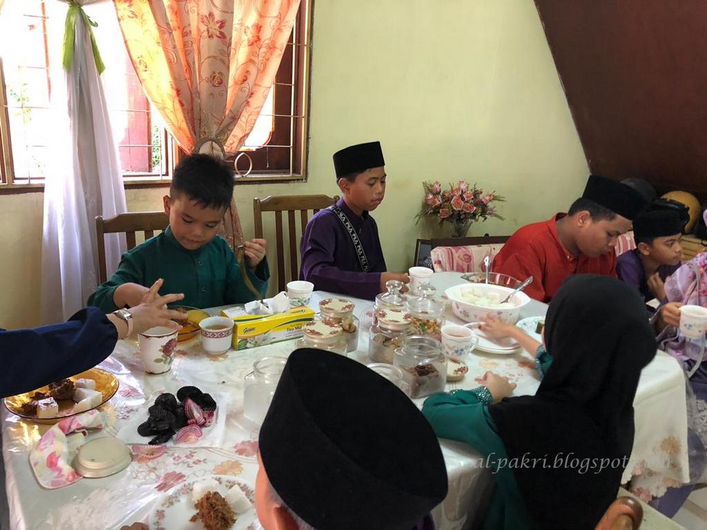 orangbukit: Cerita Menjelang Raya & sepanjang Hari Raya