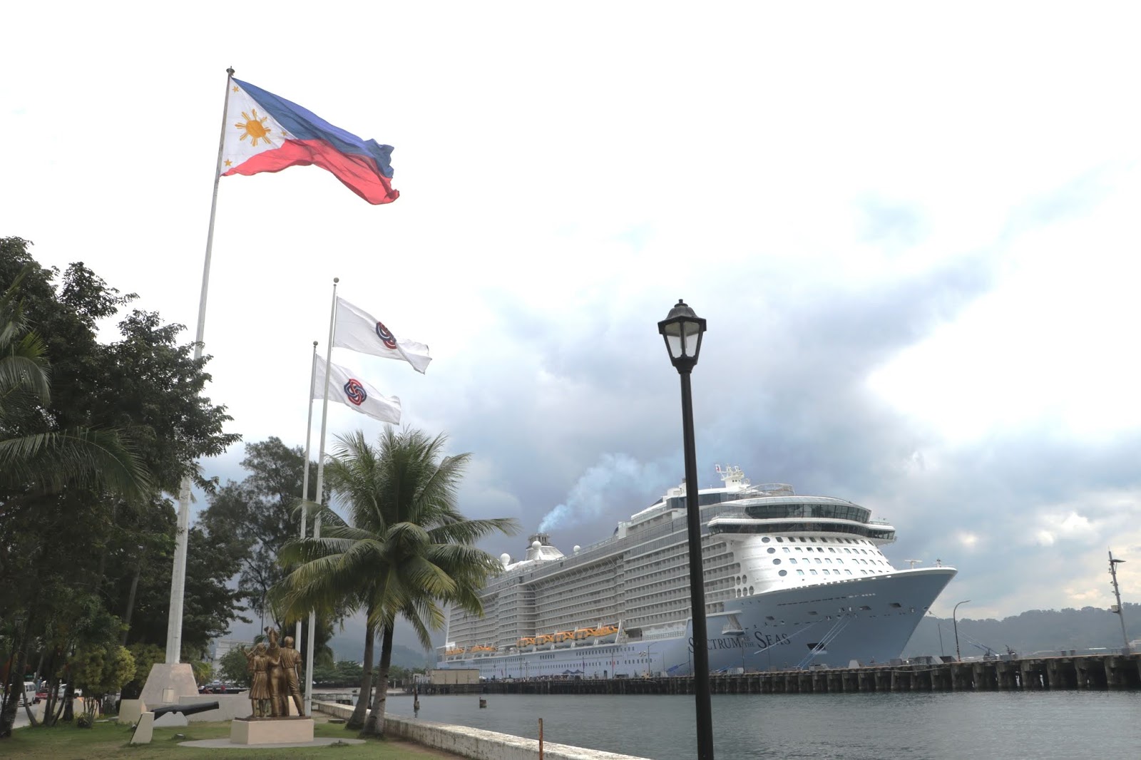 Asia’s biggest cruise ship makes maiden call in Subic Freeport | SubicNewsLink