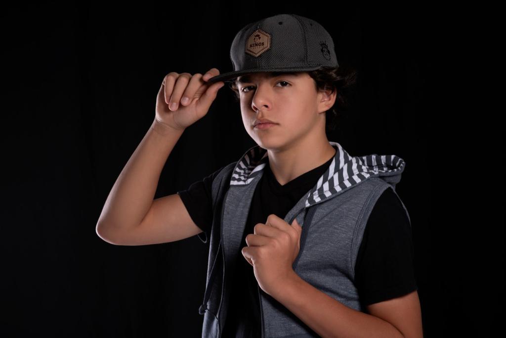 Aparato do Entretenimento: Nicolas Cruz empresta a voz à Theo Moses em ...