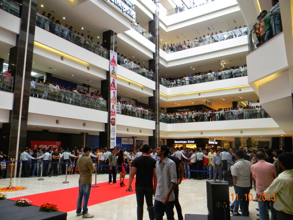 Manjeera Mall: Manjeera Mall