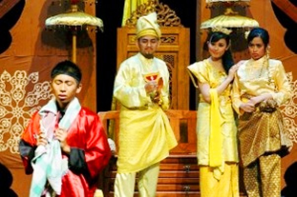 indonesia warna warni: Dulmuluk, Teater Rakyat Dari Palembang