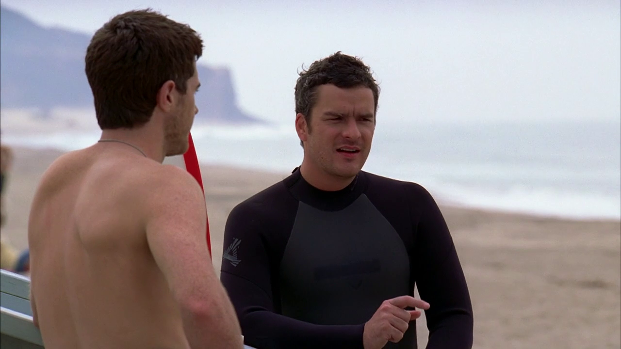 ausCAPS: Dave Annable shirtless in Brothers & Sisters 1-23 "Matriachy"