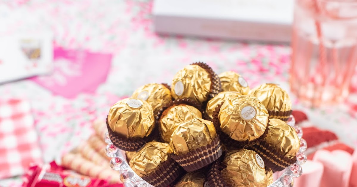the pink clutch ...: All The Candy For Valentines