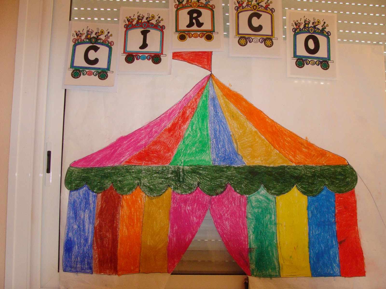 CEIP "Benedicto XIII" de Illueca: ¡¡HABÍA UNA VEZ.... UN CIRCO!!