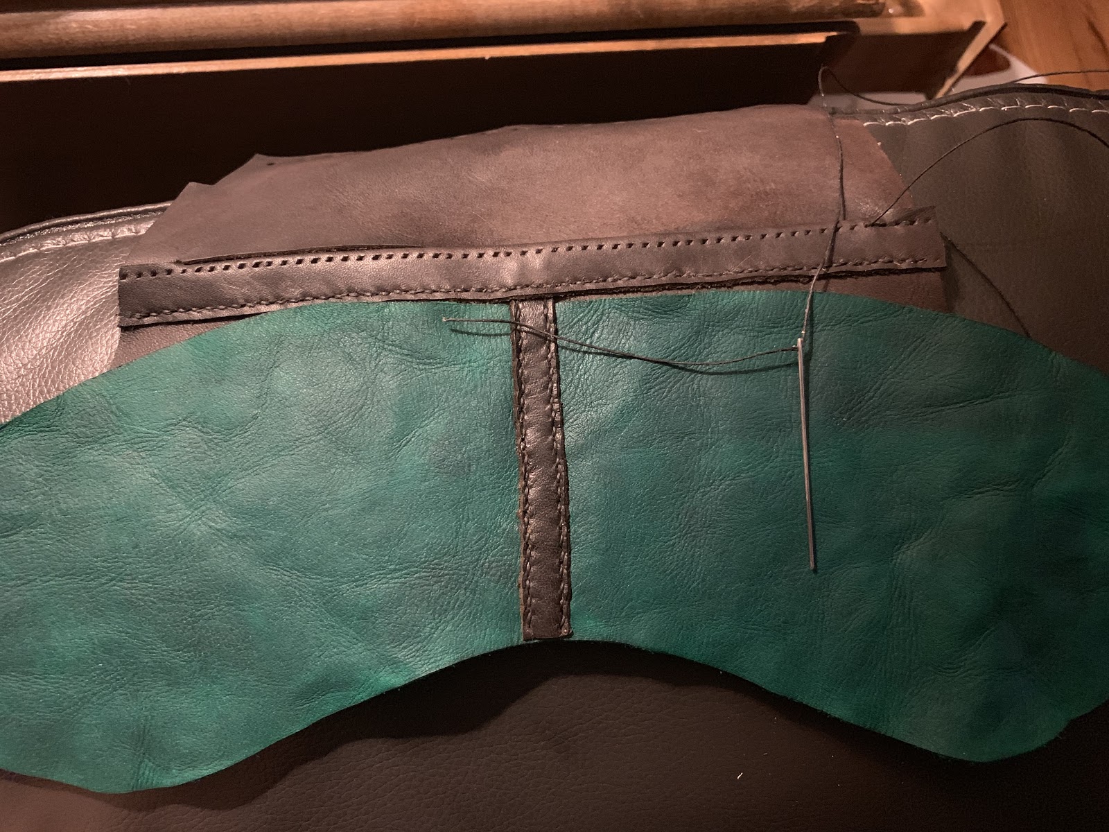 The Pensive Pen: A 15th century kidney pouch