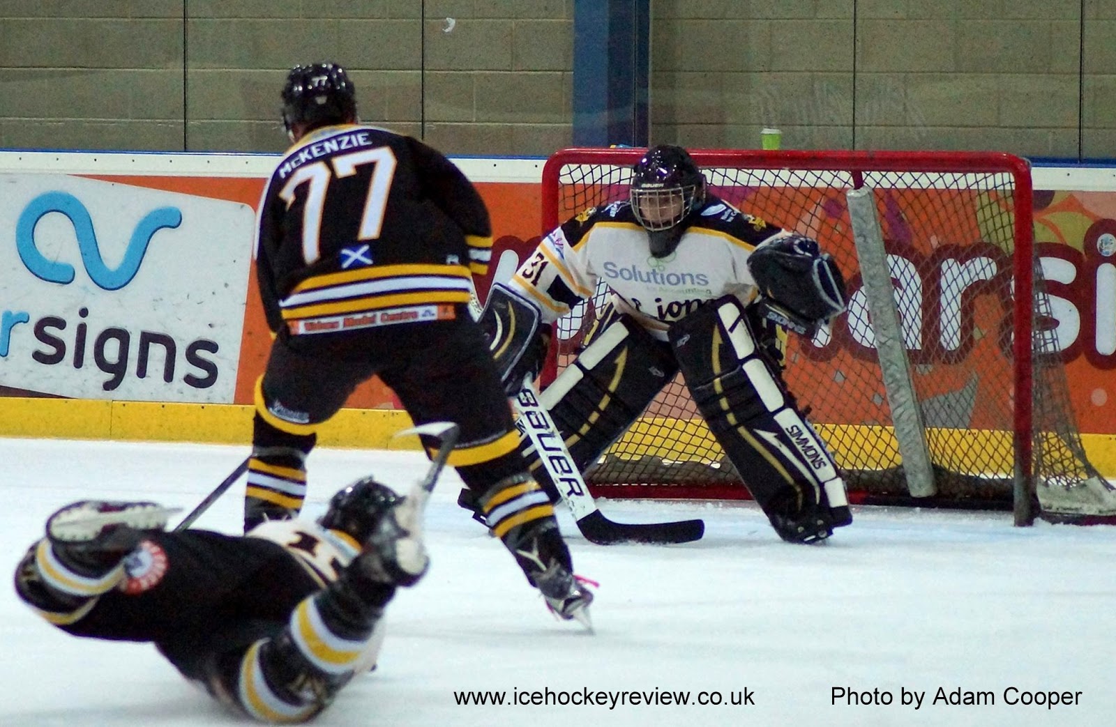 Ice Hockey Review: Laidler Report: Nottingham Lions 1 - Widnes Wild 4