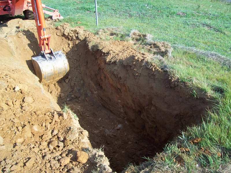 Mike and Lisa's World: Chapter 21...Underground Propane And Septic Tanks