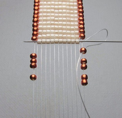 How to Add Edge Beads to Loom Work / The Beading Gem