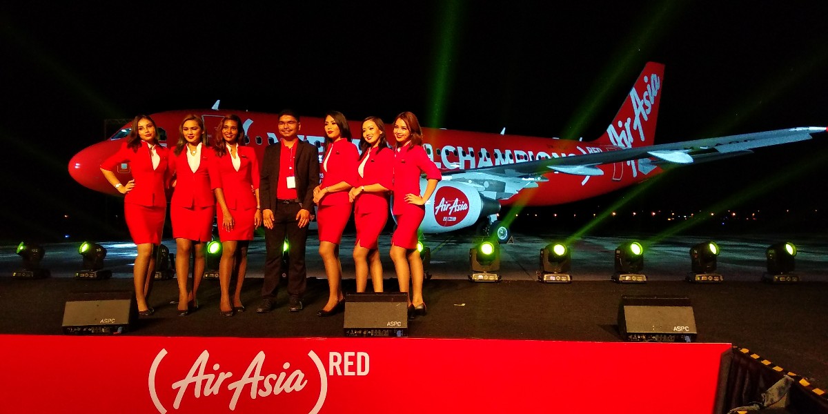 AirAsia umum kerjasama dengan (RED) dan 88rising - dboystudio