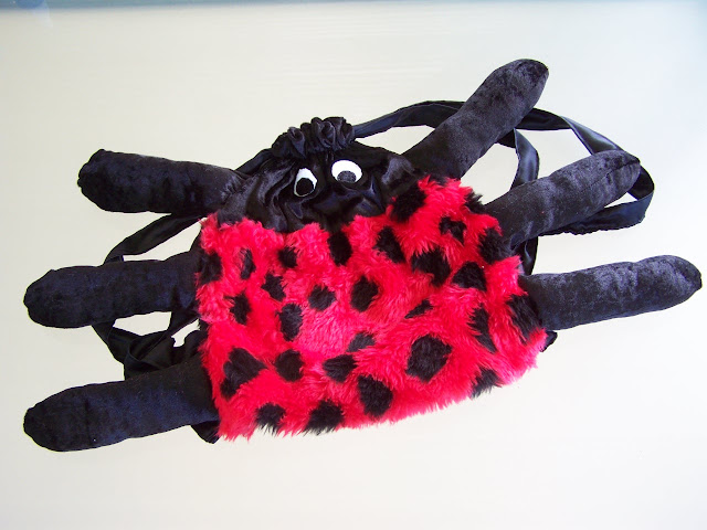 Creating my way to Success: Furry animal backpack - a tutorial