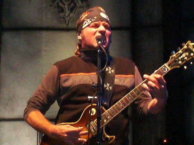 Toda la vida es ahora - Radio: Chizzo ( La renga) solista