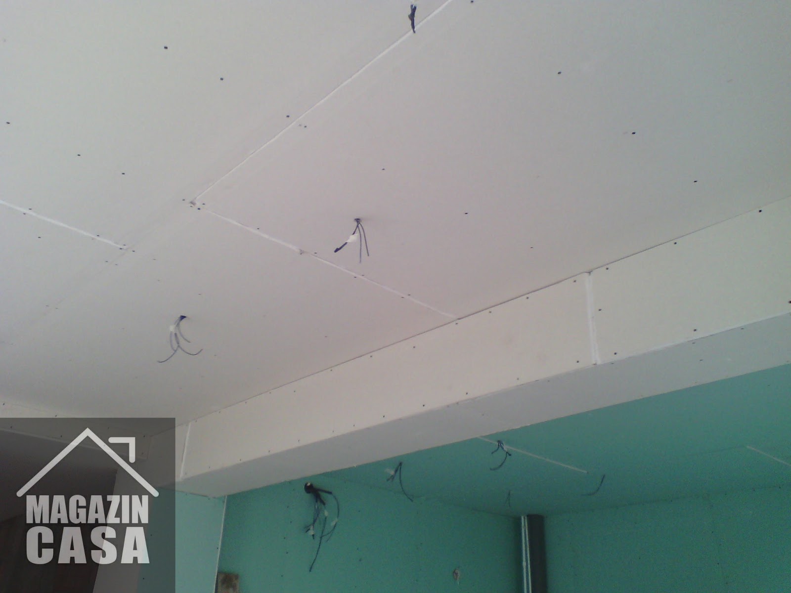 Arhiconstruct: Tavan rigips pe structura metalica