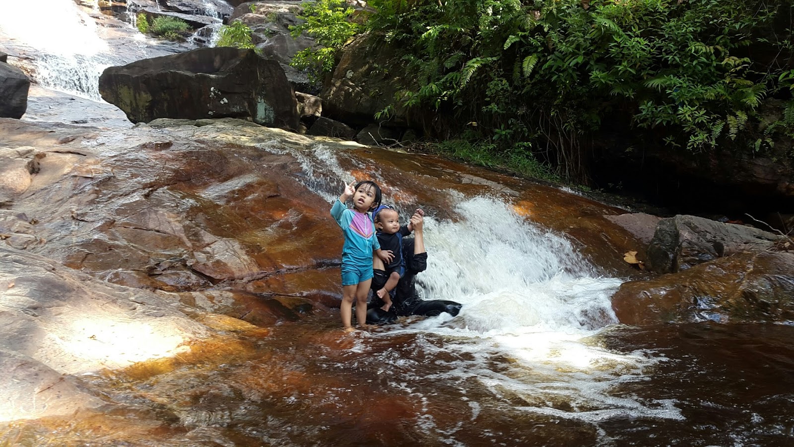 Koko Odd: Mode Berkelah: Air Terjun Seri Perigi, Yan, Kedah.