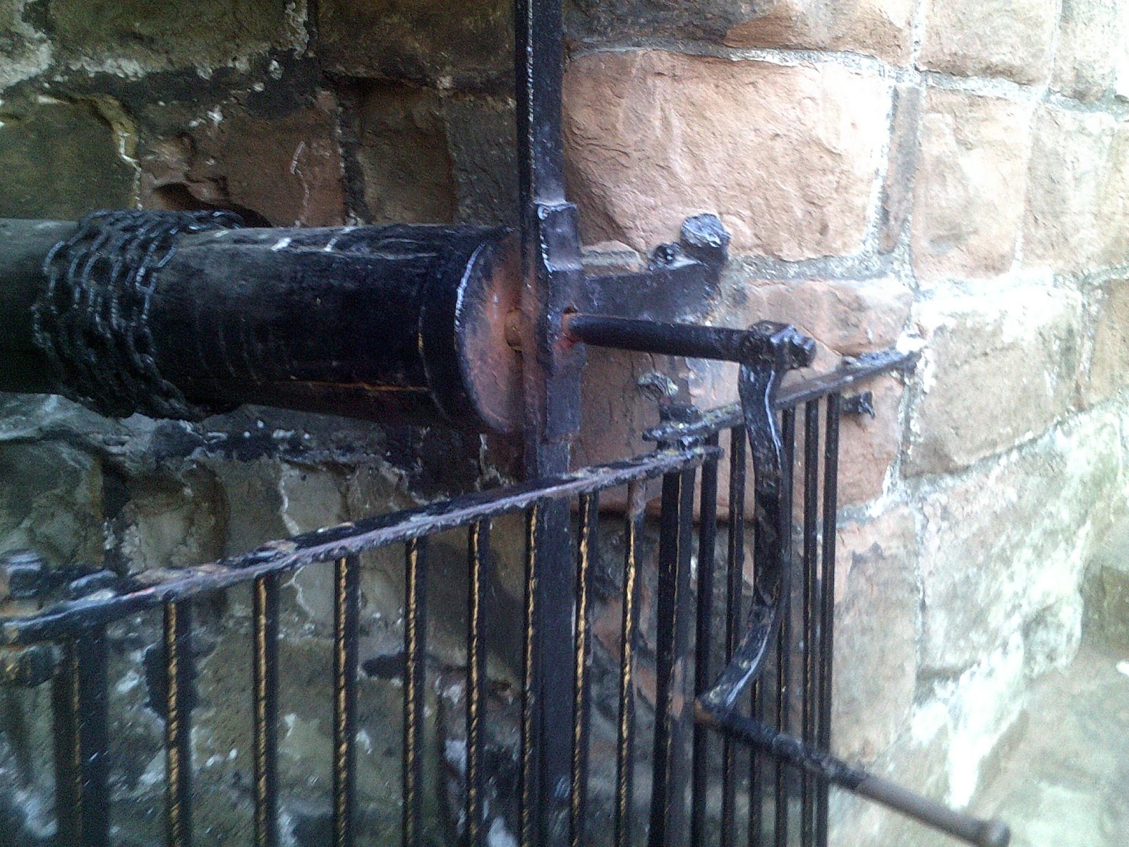 wigton physics: Well handle at Carlisle Castle