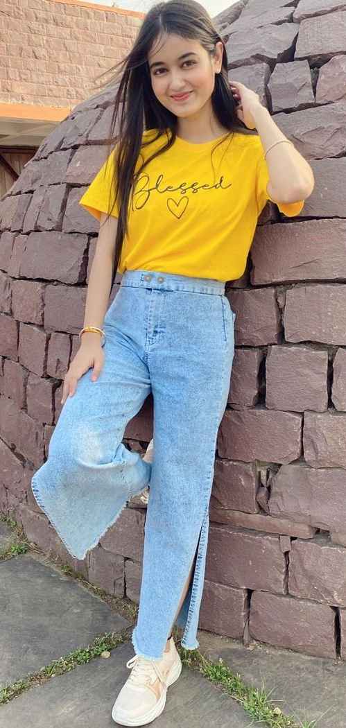 Krati Saini Wiki, Biography, Age, Boyfriend, Facts and More