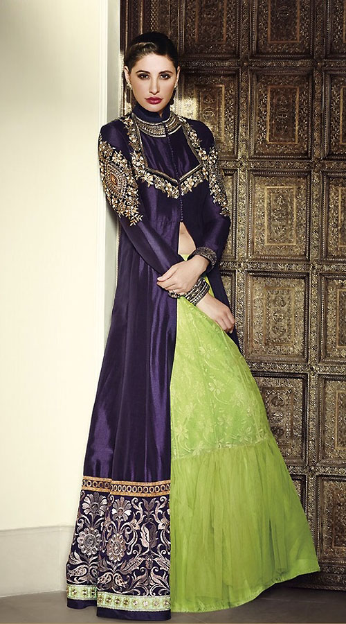 How to hide that extra fat in saree and lehenga